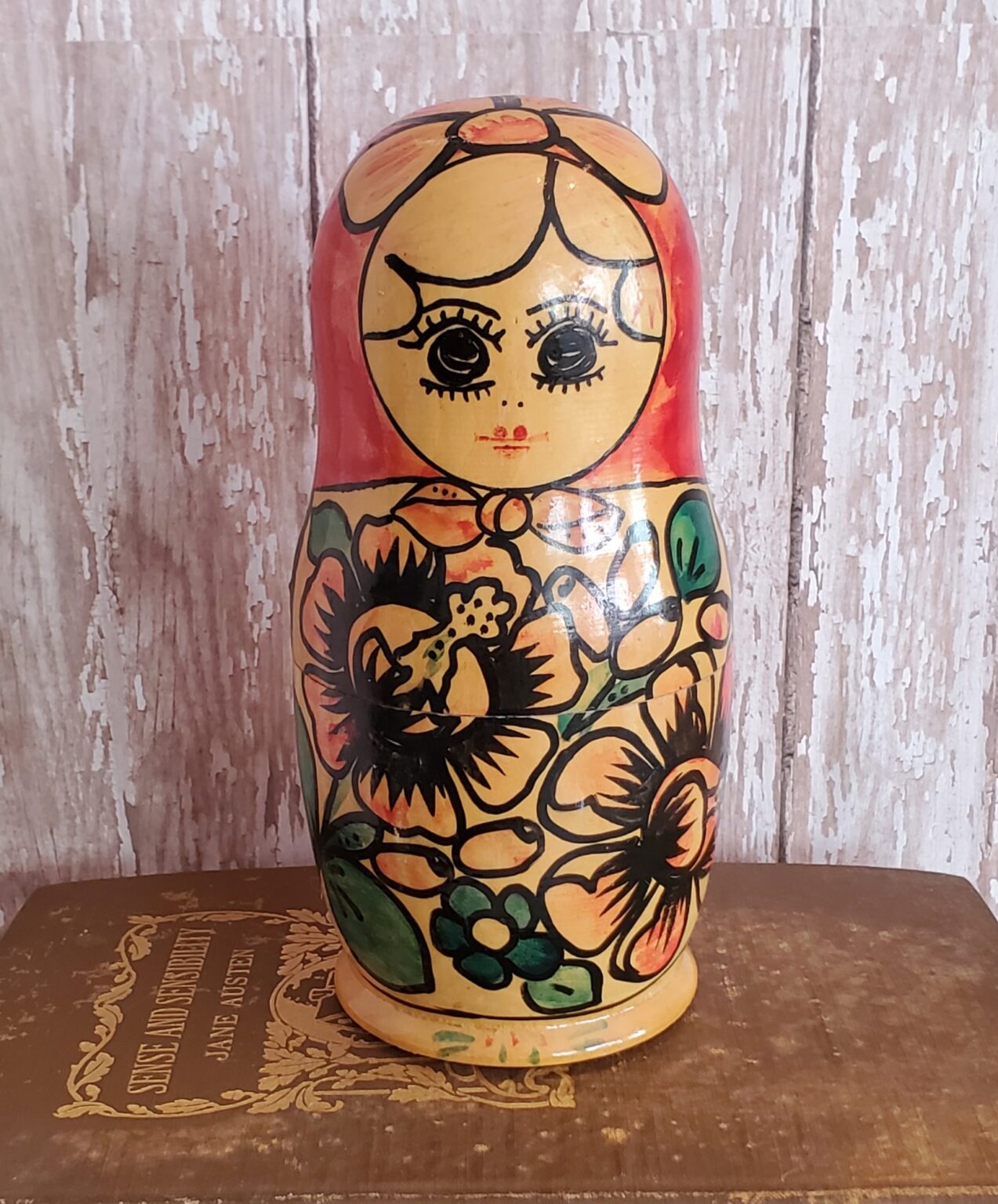 Old World Vintage Russian Nesting Dolls Set